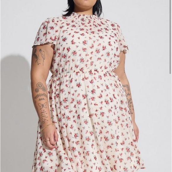 torrid | Dresses | Torrid Red Floral Midi Dress | Poshmark